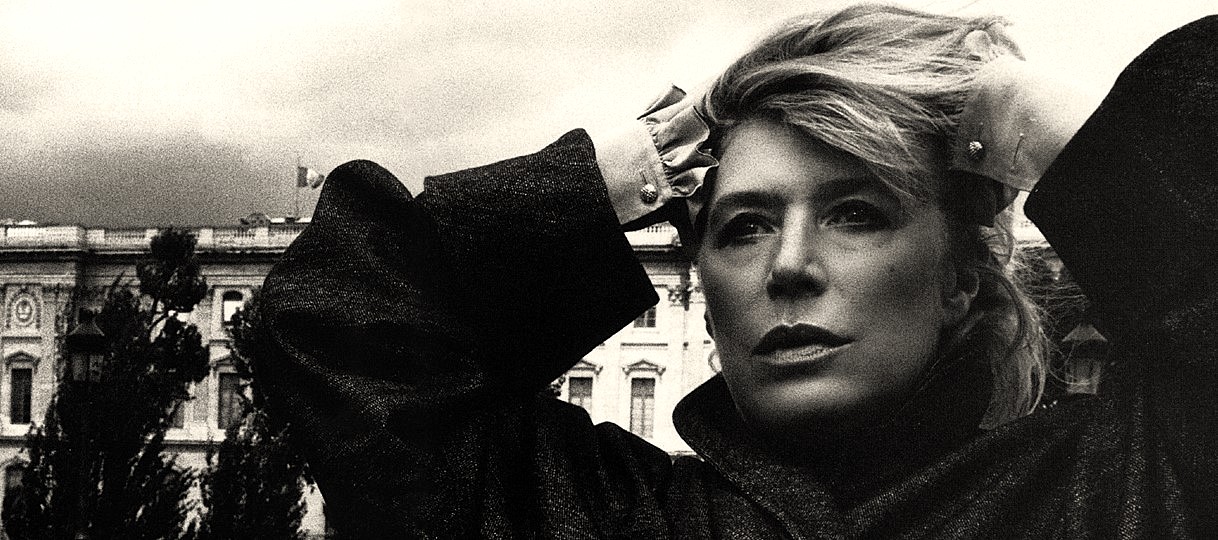 Μάριαν Φέιθφουλ (1946-2025): She Walks in Beauty - αφιερωματα , θεματα ...